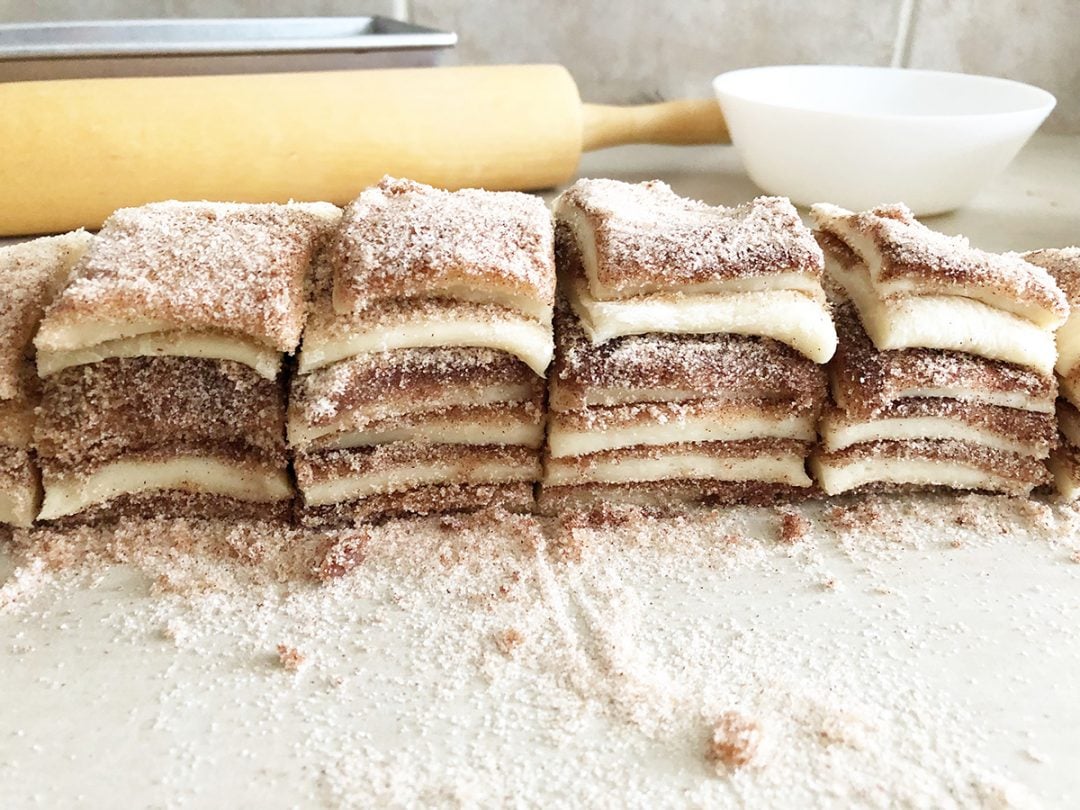 Cinnamon Sugar Pull-Apart Bread - A Pretty Life In The Suburbs