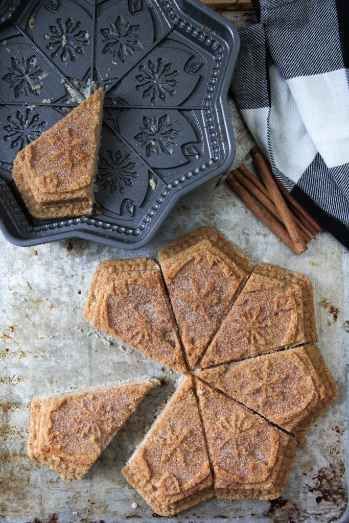 Jewish Shortbread Cookie Pie - A Pretty Life In The Suburbs
