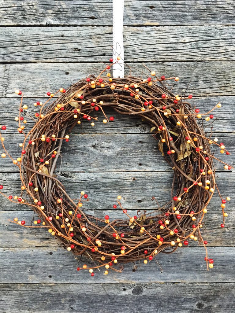 5 Minute Fall Berry Wreath - A Pretty Life In The Suburbs