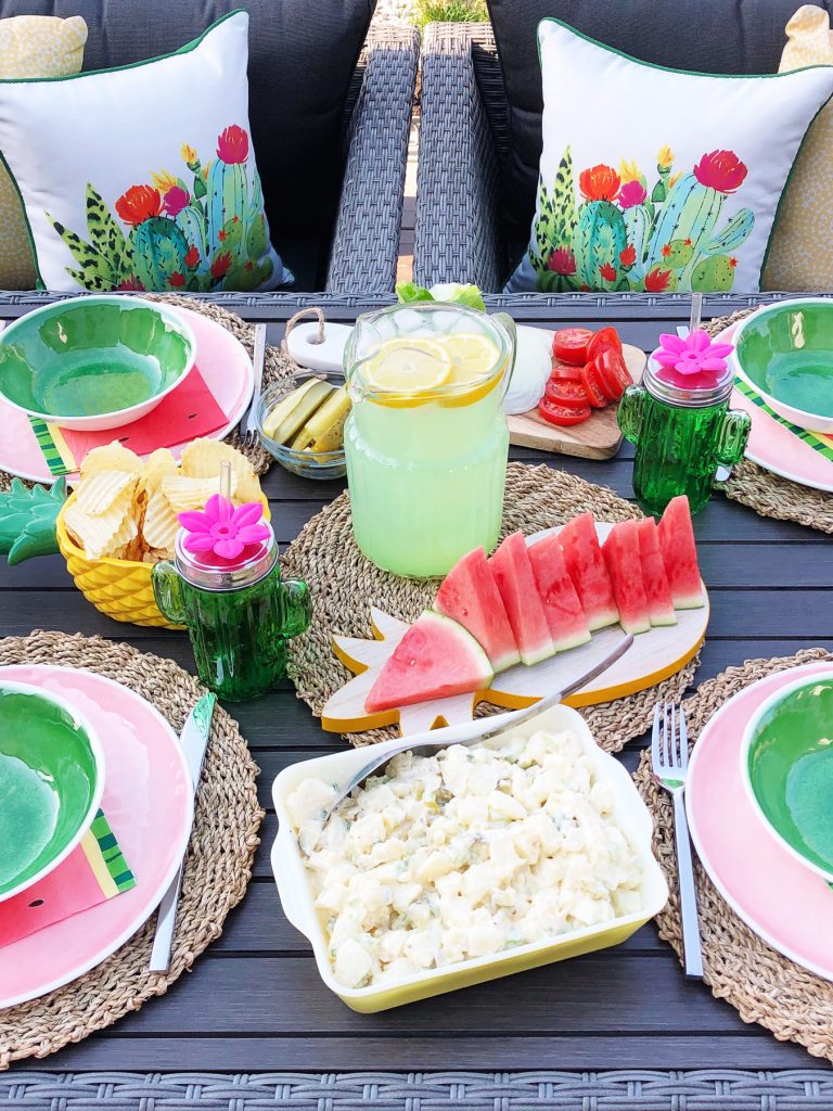 Family Friendly Outdoor Entertaining - A Pretty Life In The Suburbs
