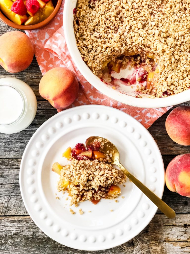 Peach Raspberry Crisp - A Pretty Life In The Suburbs