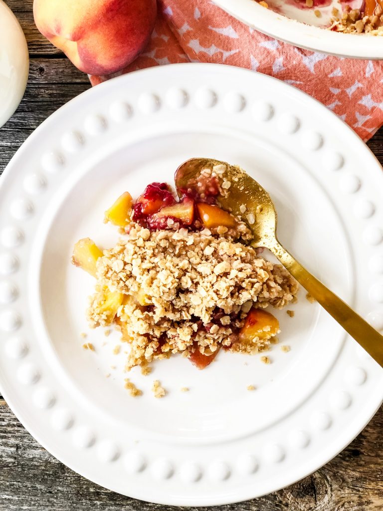 Peach Raspberry Crisp - A Pretty Life In The Suburbs