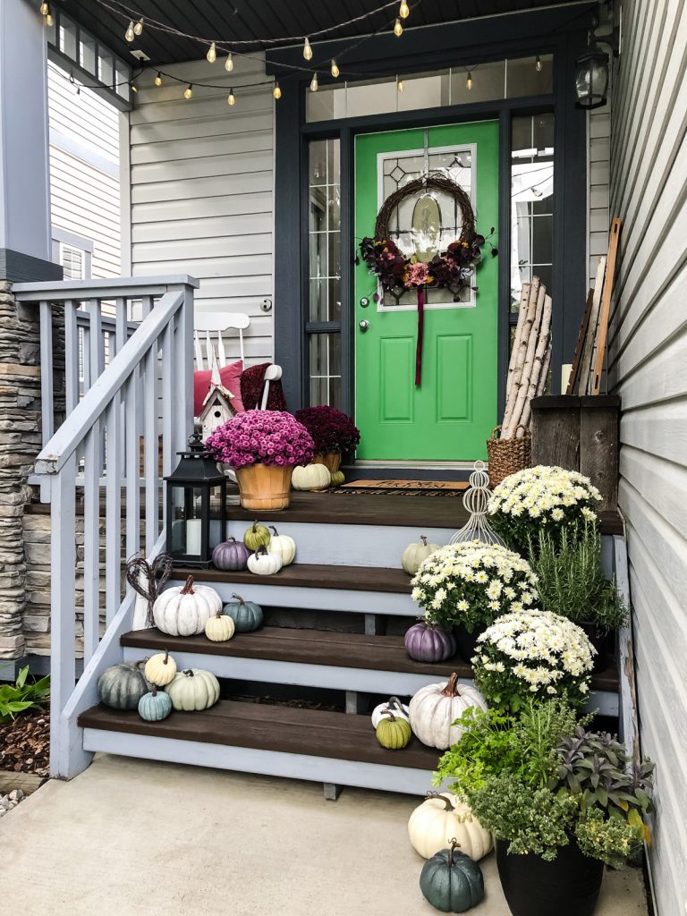 5 Tips to Create A Fall Porch - A Pretty Life In The Suburbs