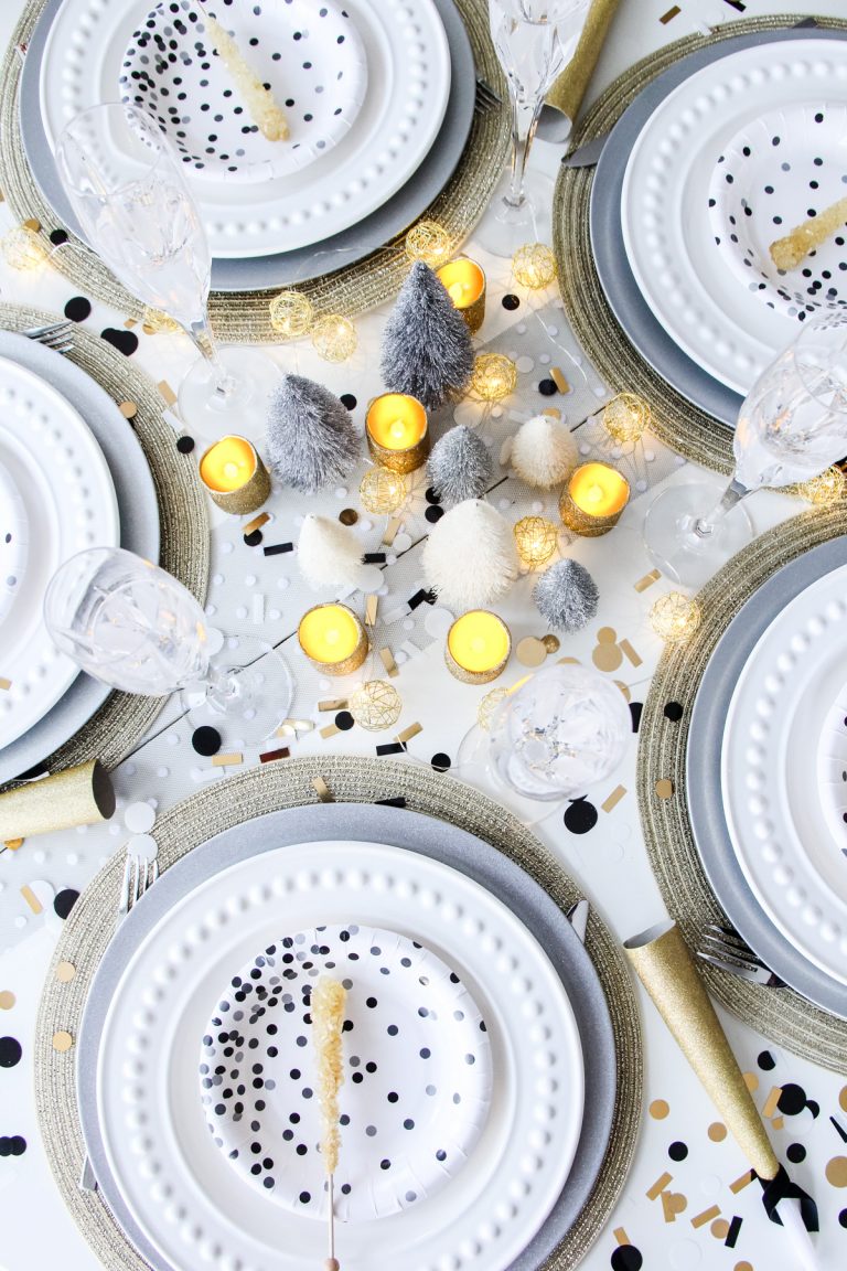 An Easy New Year's Eve Table - A Pretty Life In The Suburbs