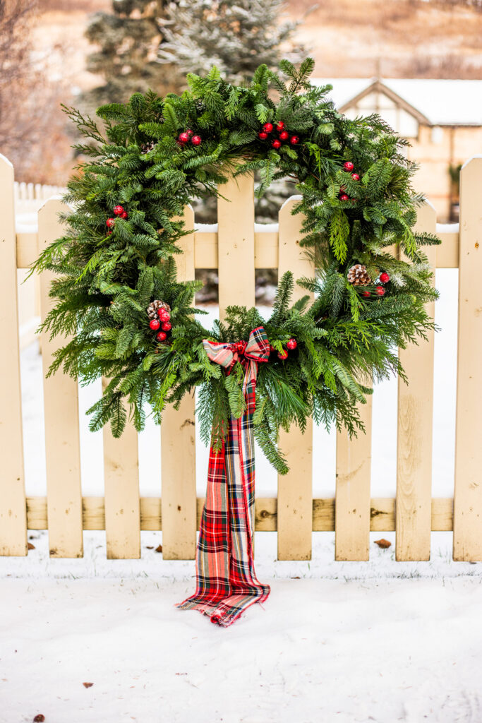 How to Make a Giant Christmas Wreath - A Pretty Life In The Suburbs