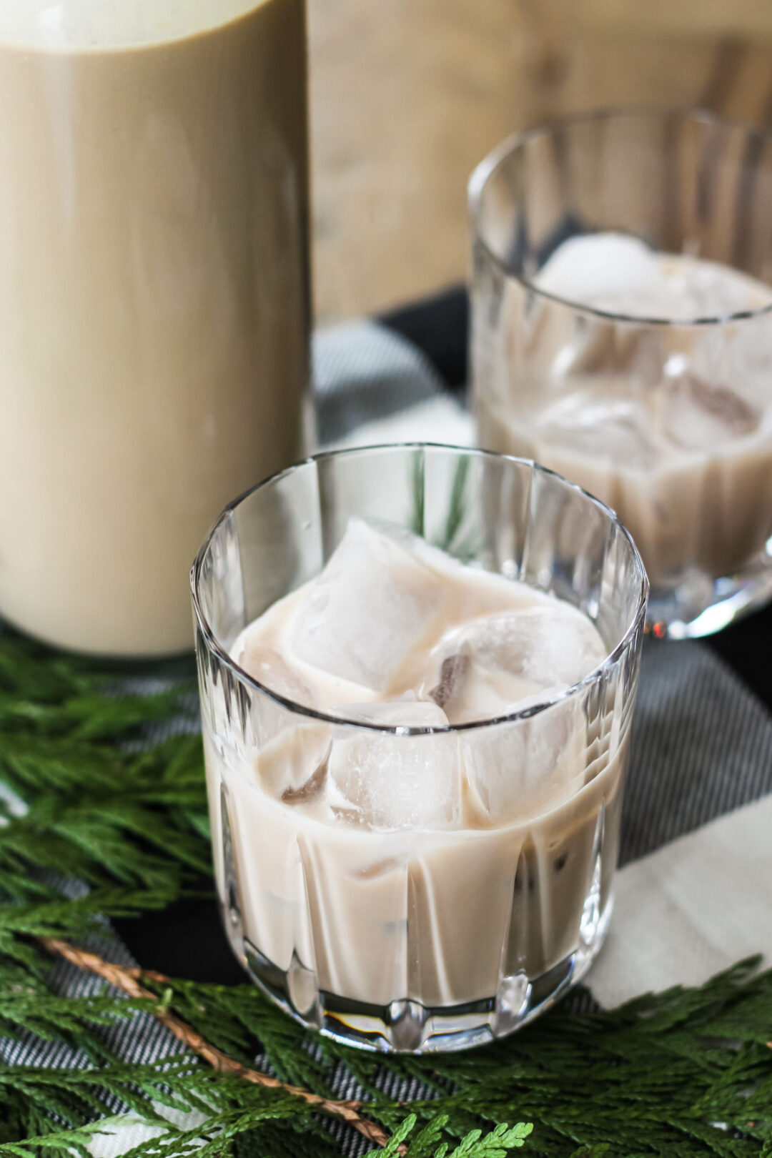 Homemade Baileys Irish Cream - A Pretty Life In The Suburbs