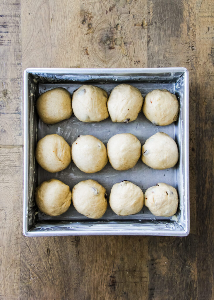 Bread Machine Hot Cross Buns - A Pretty Life In The Suburbs