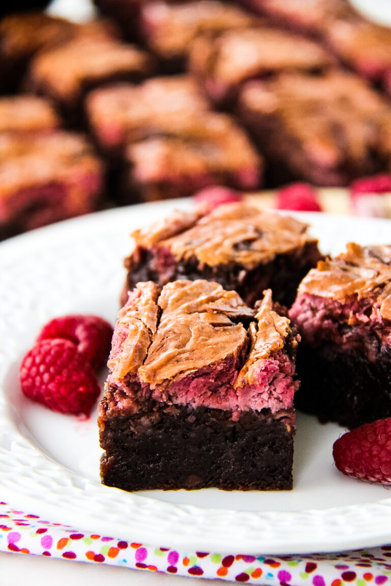 Raspberry Cheesecake Swirl Brownies - A Pretty Life In The Suburbs