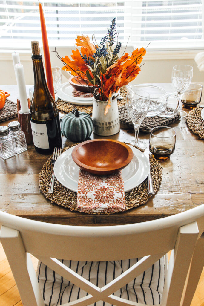Rustic Fall Table Setting - A Pretty Life In The Suburbs