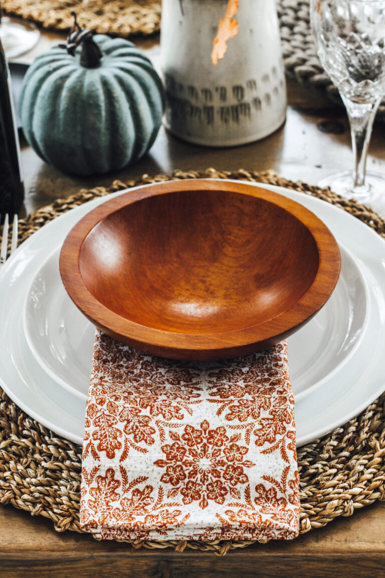 Rustic Fall Table Setting - A Pretty Life In The Suburbs