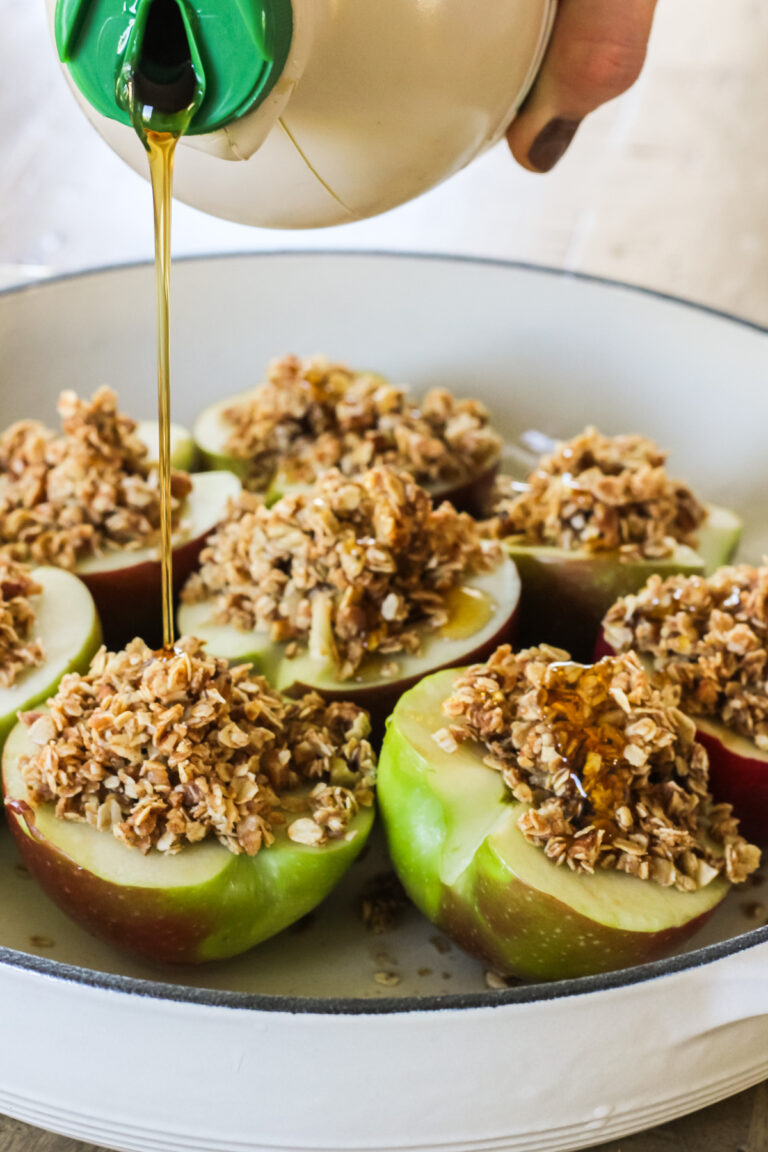 Maple Cinnamon Baked Apples with Oats - A Pretty Life In The Suburbs
