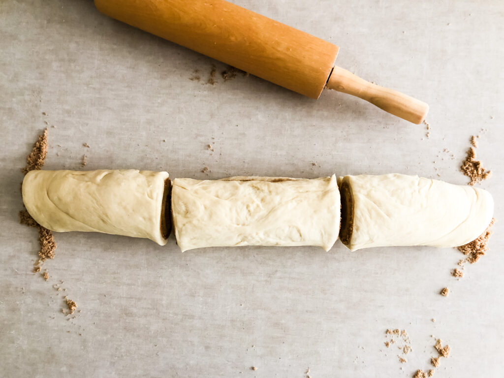 Gooey Bread Machine Cinnamon Buns - A Pretty Life In The Suburbs