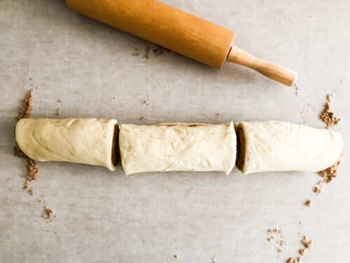 Gooey Bread Machine Cinnamon Buns - A Pretty Life In The Suburbs
