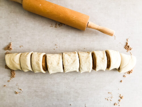 Gooey Bread Machine Cinnamon Buns - A Pretty Life In The Suburbs