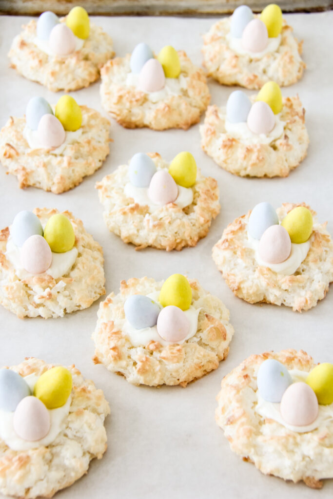 Easter Birds Nest Cookies (Coconut Macaroons) - A Pretty Life In The ...