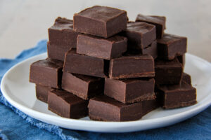 Easy No Fail Fudge Recipe - A Pretty Life In The Suburbs