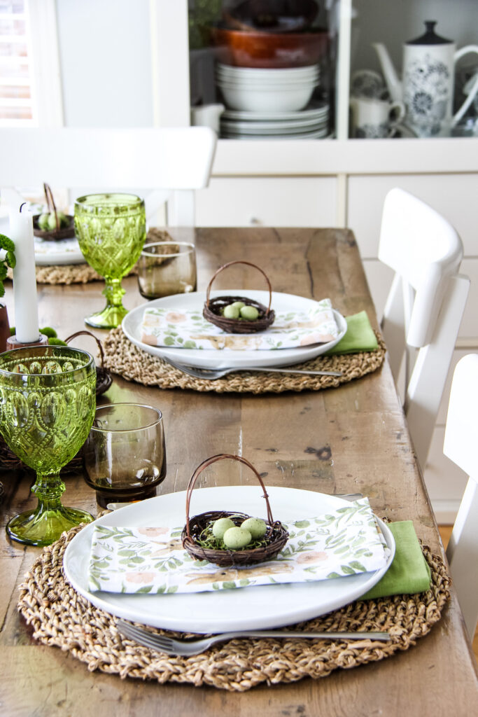 Springy Easter Table Setting Ideas - A Pretty Life In The Suburbs