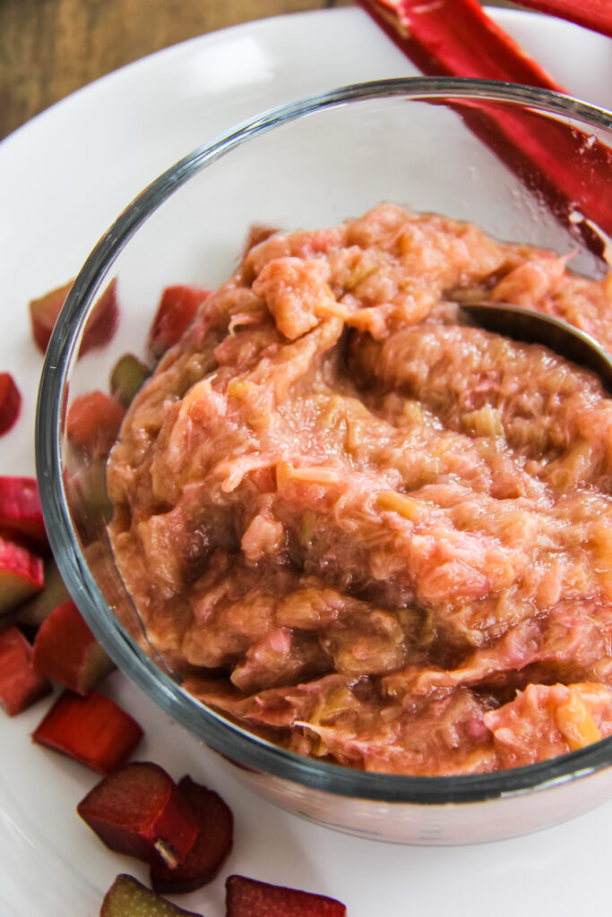 Rhubarb Oatmeal Muffins (made with Rhubarb Pulp) - A Pretty Life In The ...