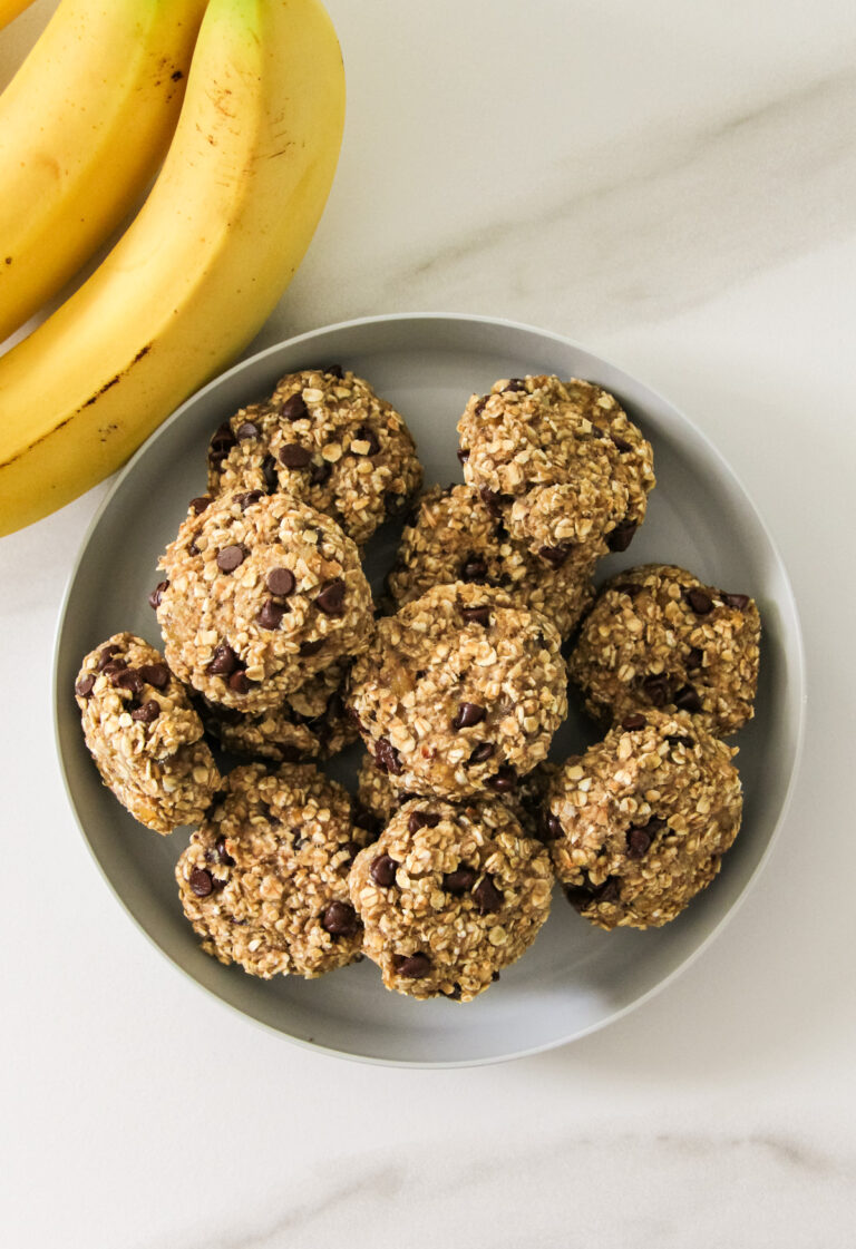 2 Ingredient Healthy Banana Oatmeal Cookies Recipe A Pretty Life In
