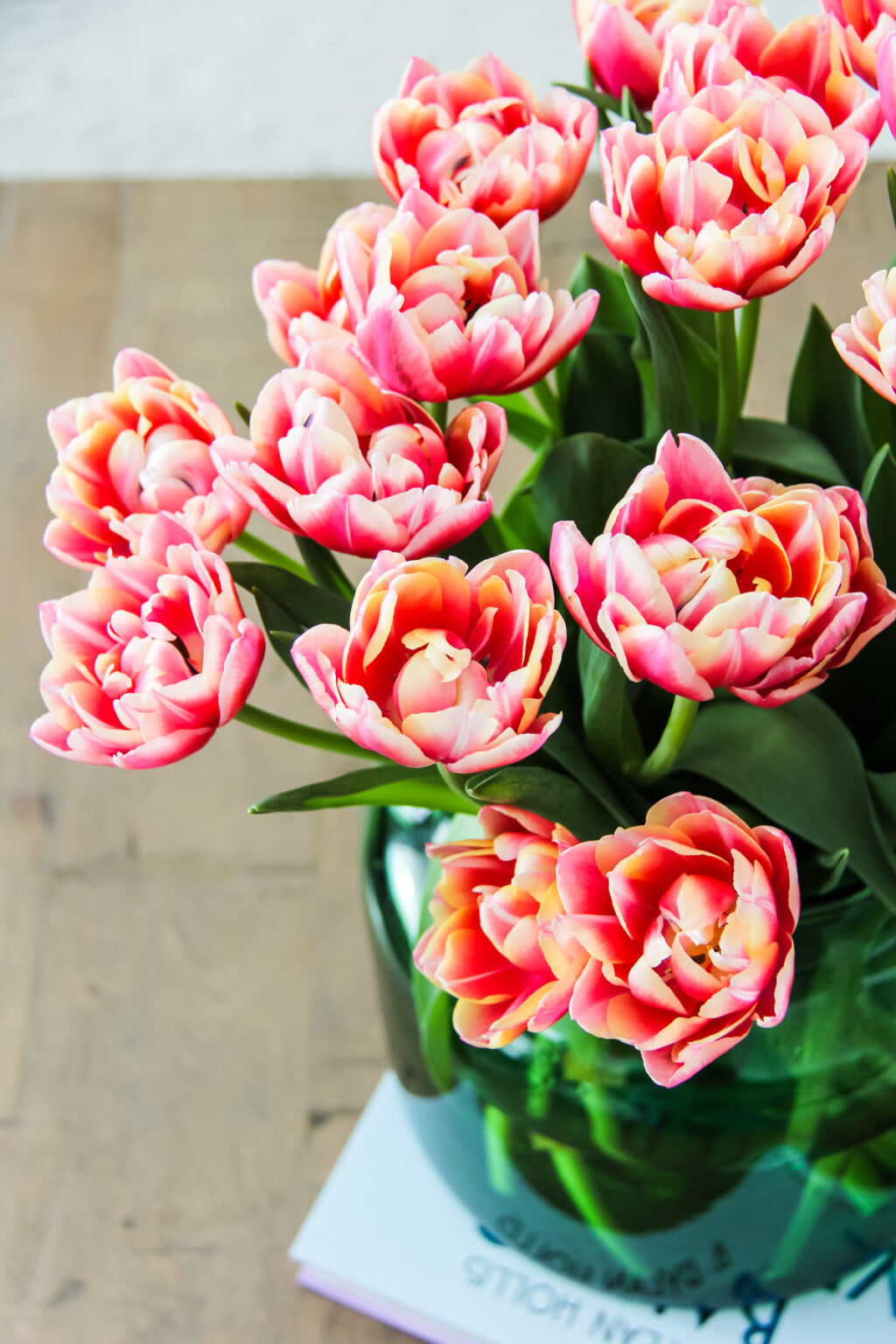 The Easiest Spring Tulip Bouquets Ever - A Pretty Life In The Suburbs