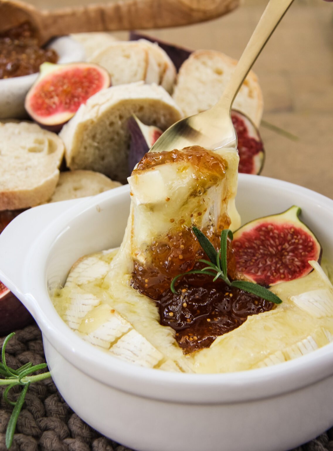 6 Delicious and Easy Brie Appetizer Ideas - A Pretty Life In The Suburbs