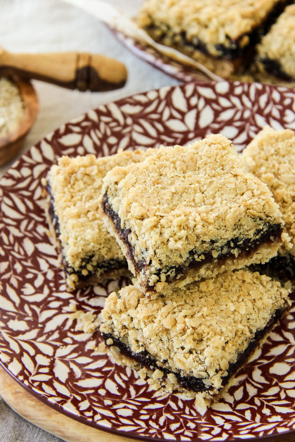 Classic Date Squares - A Pretty Life In The Suburbs