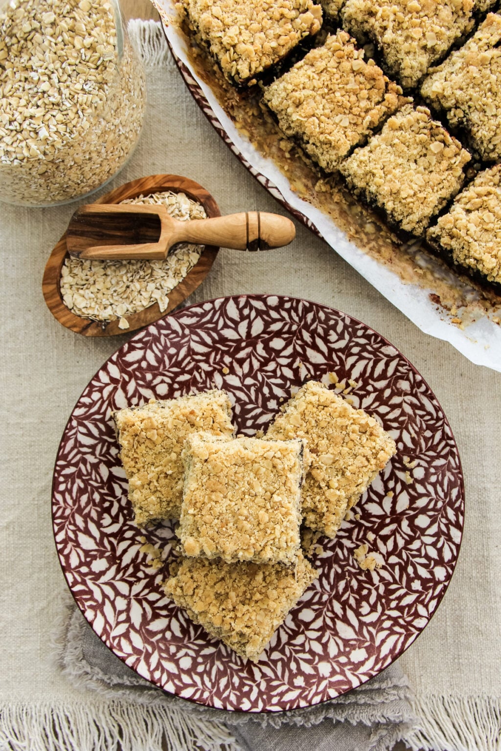 Classic Date Squares - A Pretty Life In The Suburbs